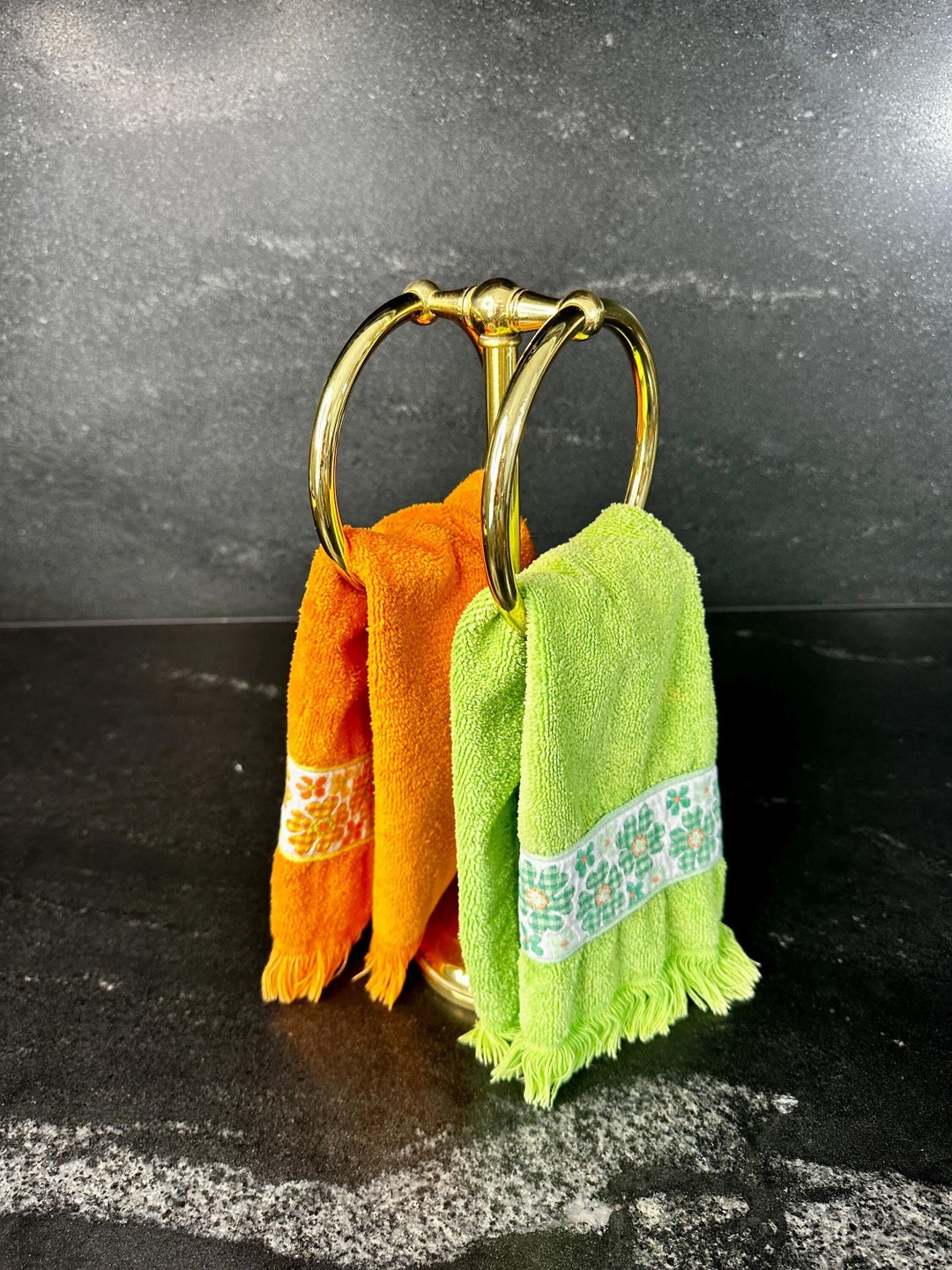 Fingertip Towel Stand, Holder, Freestanding Countertop Double Towel ...