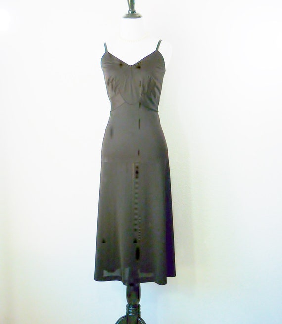 vintage tall womans lingerie - Gem