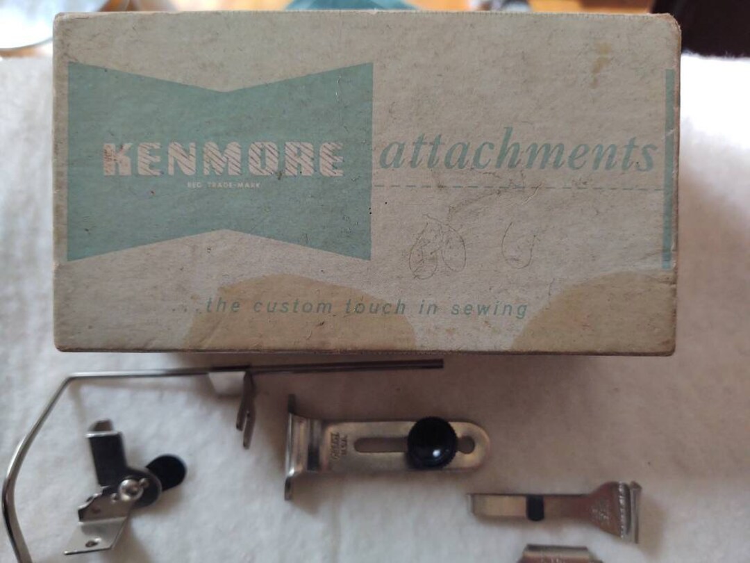 Sewing Machine Presser Feet Greist Kenmore Accessories Box Low Shank ...