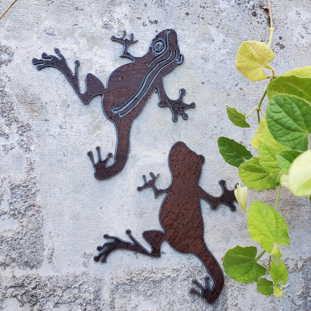Set of 2 Custom Rustic Frogs Recycled Metal Steel Garden Decor - Etsy