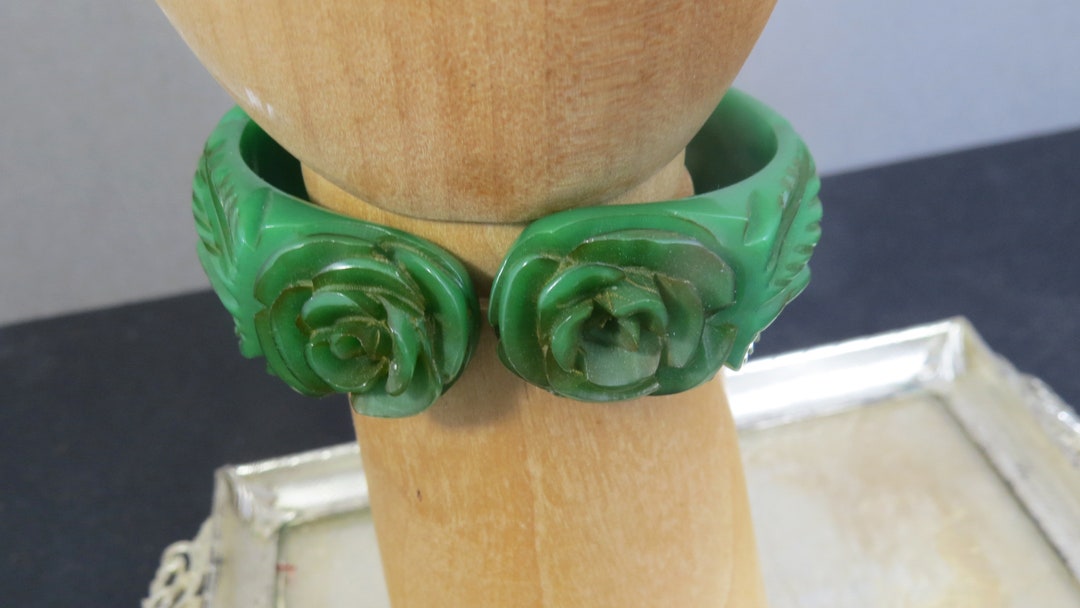 Vintage Deeply Carved Flower Bakelite Spring Hinge Bracelet Spring ...