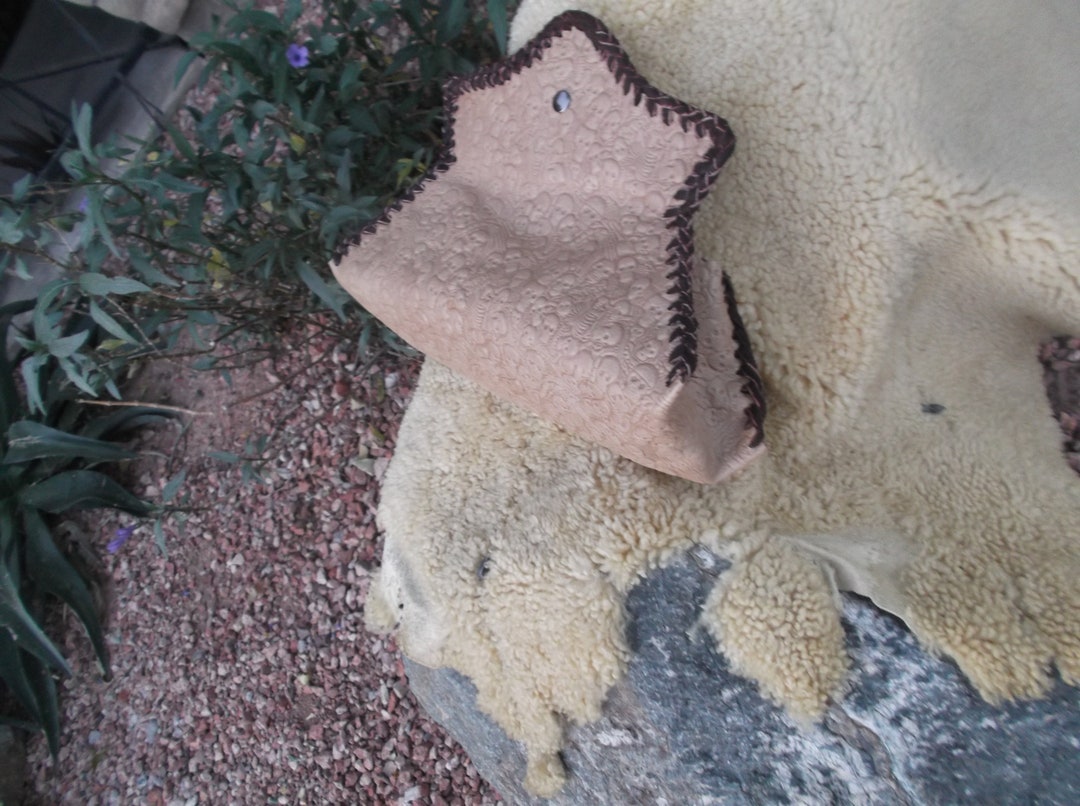 Hand Laced Tan SKULL Sheepskin Lined in Dark Brown Leather Large Zadie ...