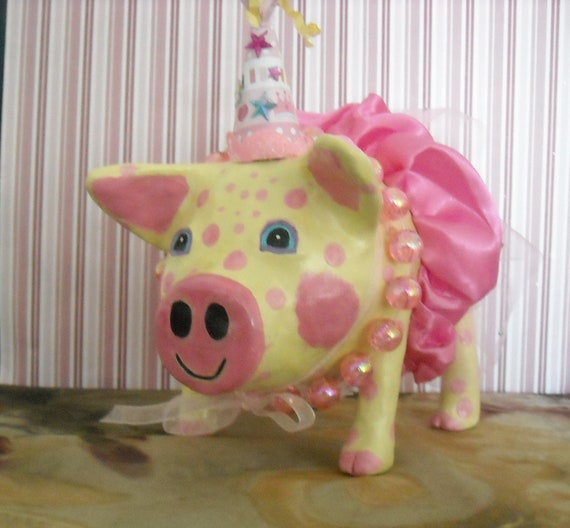 Items similar to Party Pig Table Decoration or cake topper,customized ...