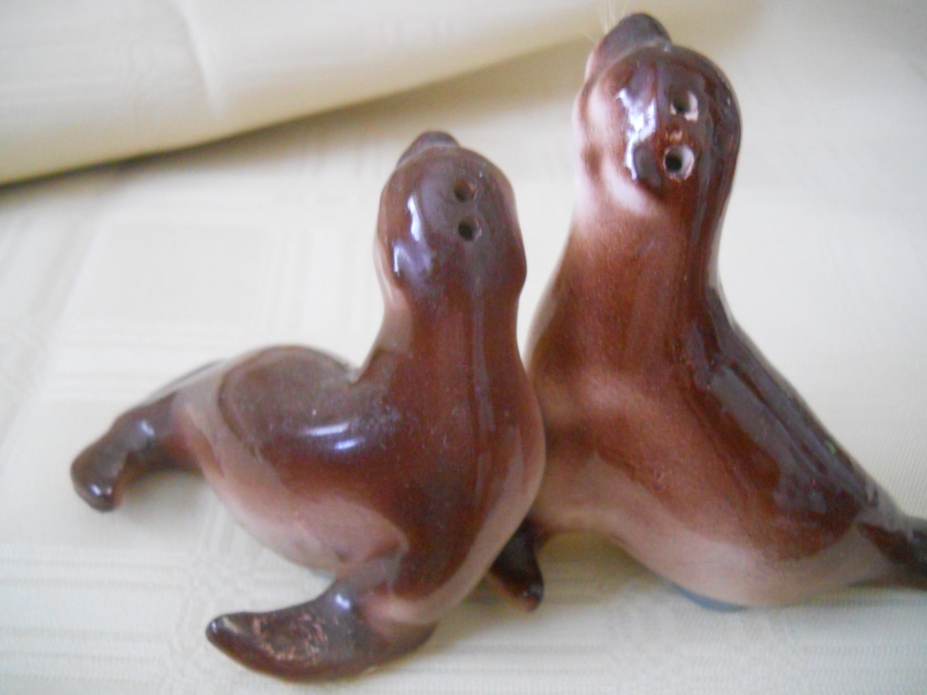 Seal Salt and Pepper Shakers - vintage, collectible, Japan Seal Salt and Pepper Shakers - vintage, collectible, Japan