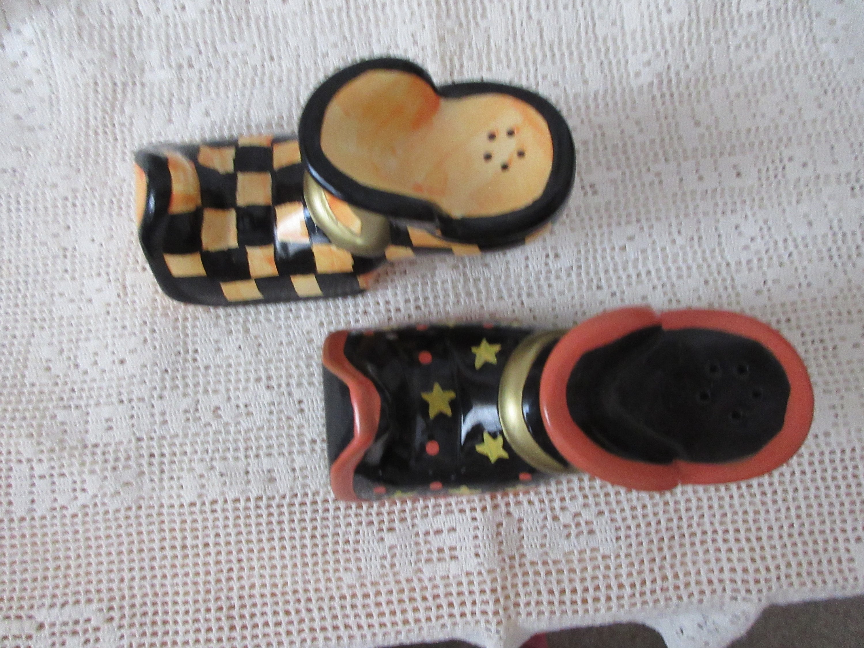 Witches Shoes Salt and Pepper Shakers - vintage, collectible, Halloween ...