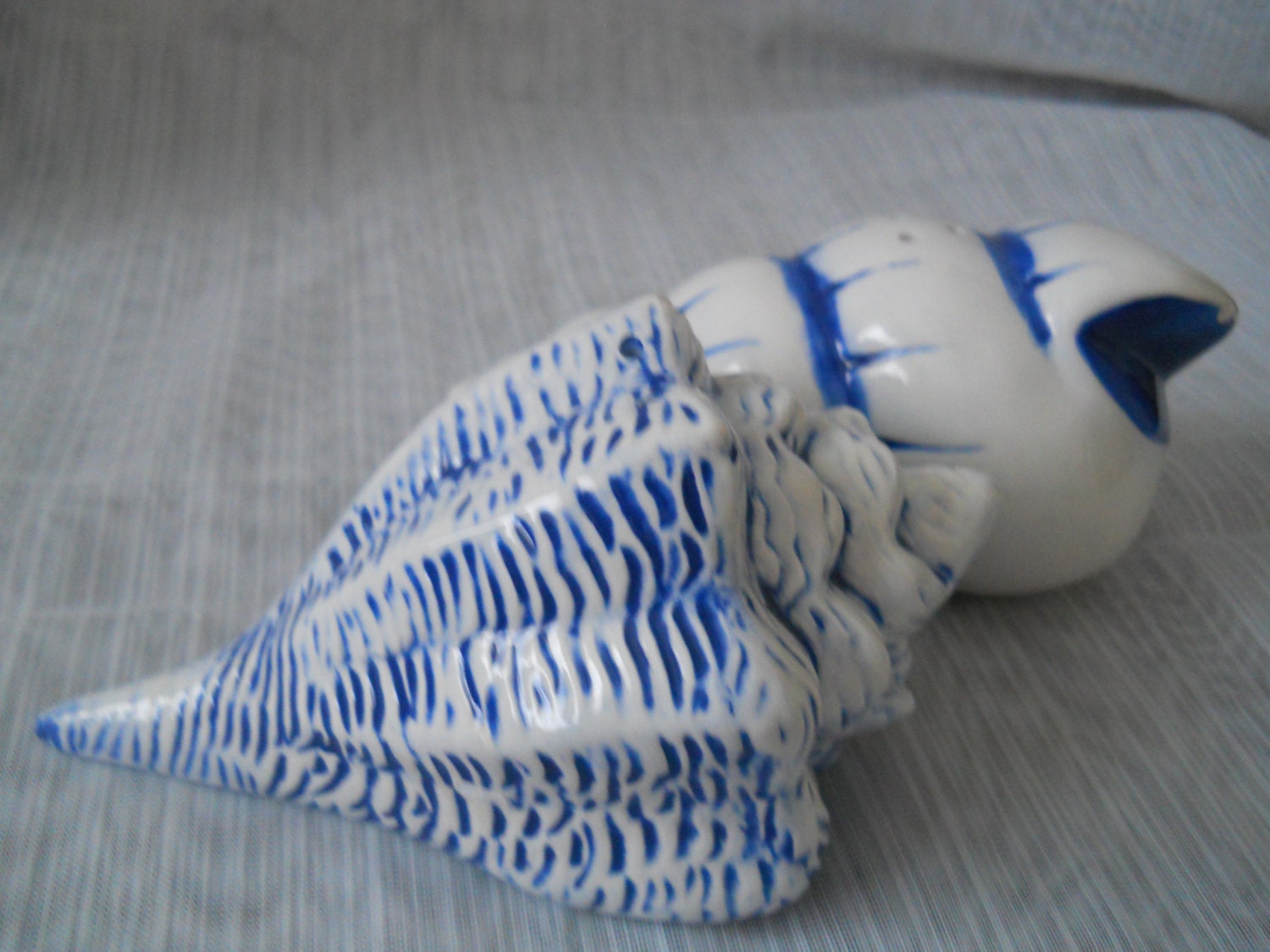 Blue and White Seashell Salt and Pepper Shakers - vintage, collectible ...