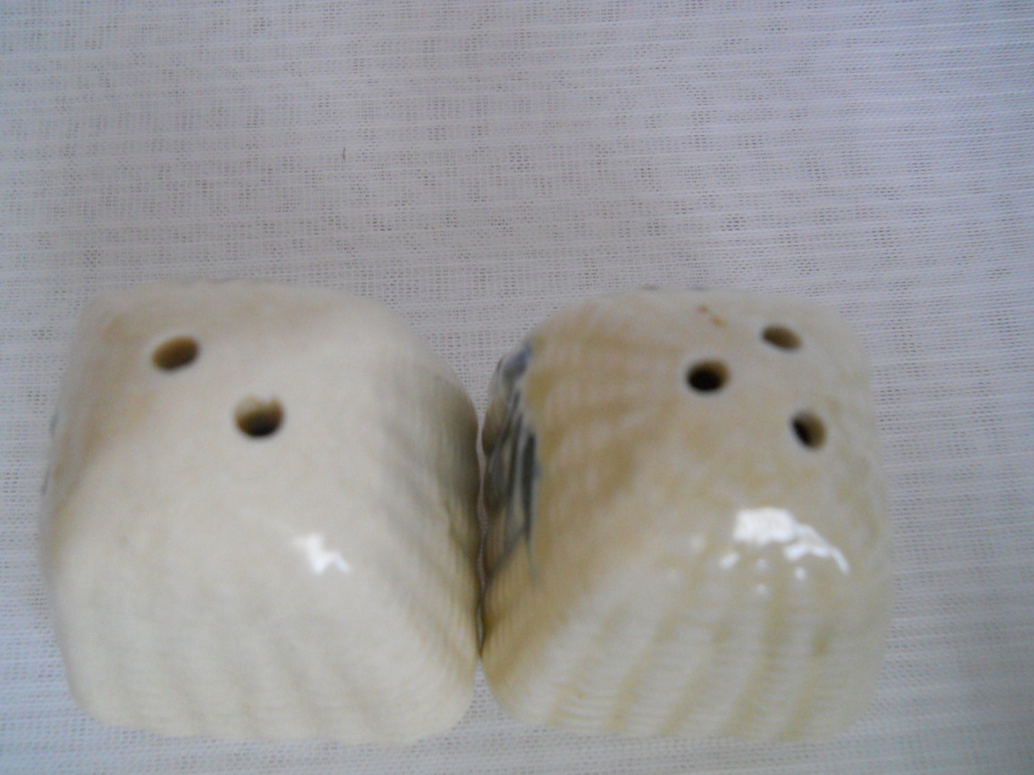 Pyramid Salt and Pepper Shakers - vintage, collectible, Japan