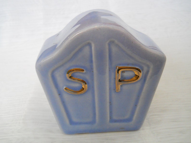 Blue One Piece Salt and Pepper Shaker Vintage Collectible - Etsy