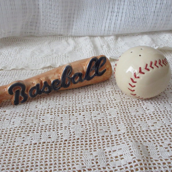 Vintage Salt and Pepper Shakers - Etsy