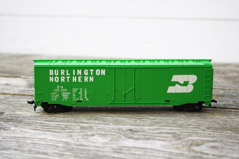 Tyco HO Scale Train Boxcar Burlington Northern Train Car | Etsy
