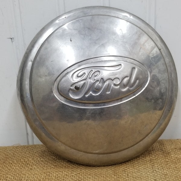Ford Hubcap - Etsy