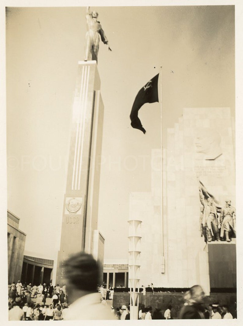 New Yorks Worlds Fair 1939, USSR Soviet Union Pavillion, Photo Taken ...