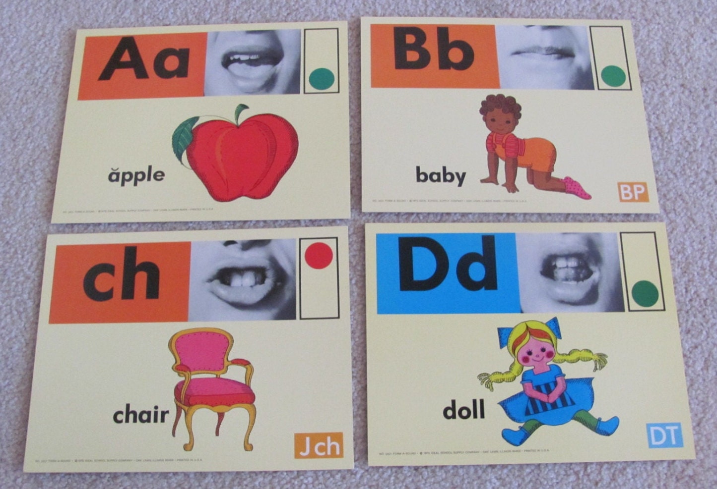 Large Phonics Picture Flash Card Poster Illustrated Classroom Learning ...
