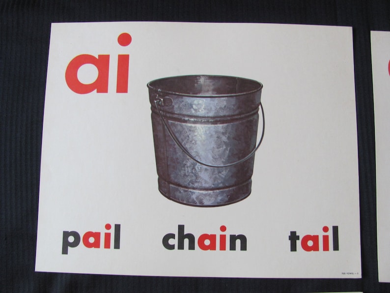 Old School Large Flash Card Poster - Vowels - Choice of Pail Hoe Belt ...