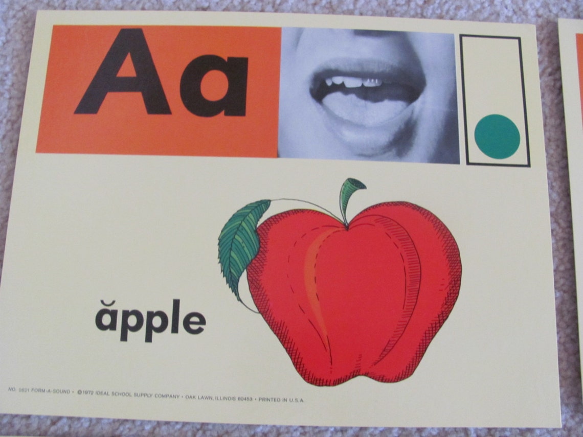 Large Phonics Picture Flash Card Poster Illustrated Classroom Learning ...