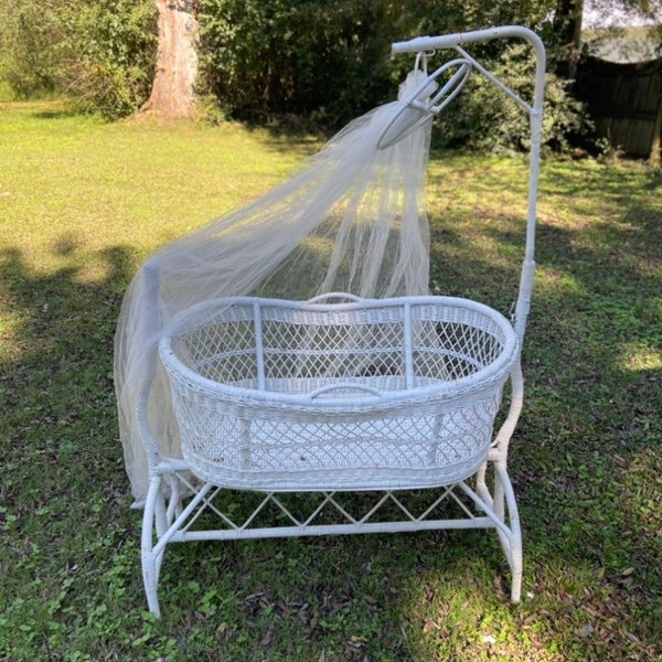 Wicker Bassinet - Etsy