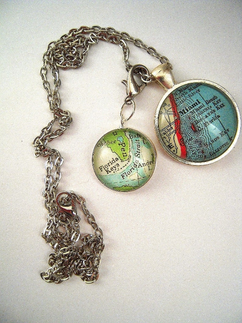 Vintage Map Charm: Custom City Pendant, Personalized Gift - Etsy