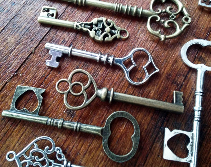 Skeleton Keys Bulk Lot Set 10 Pcs Pendants Steampunk Keys | Etsy