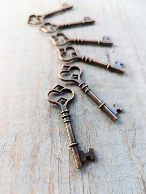 Antique Skeleton Keys Bulk