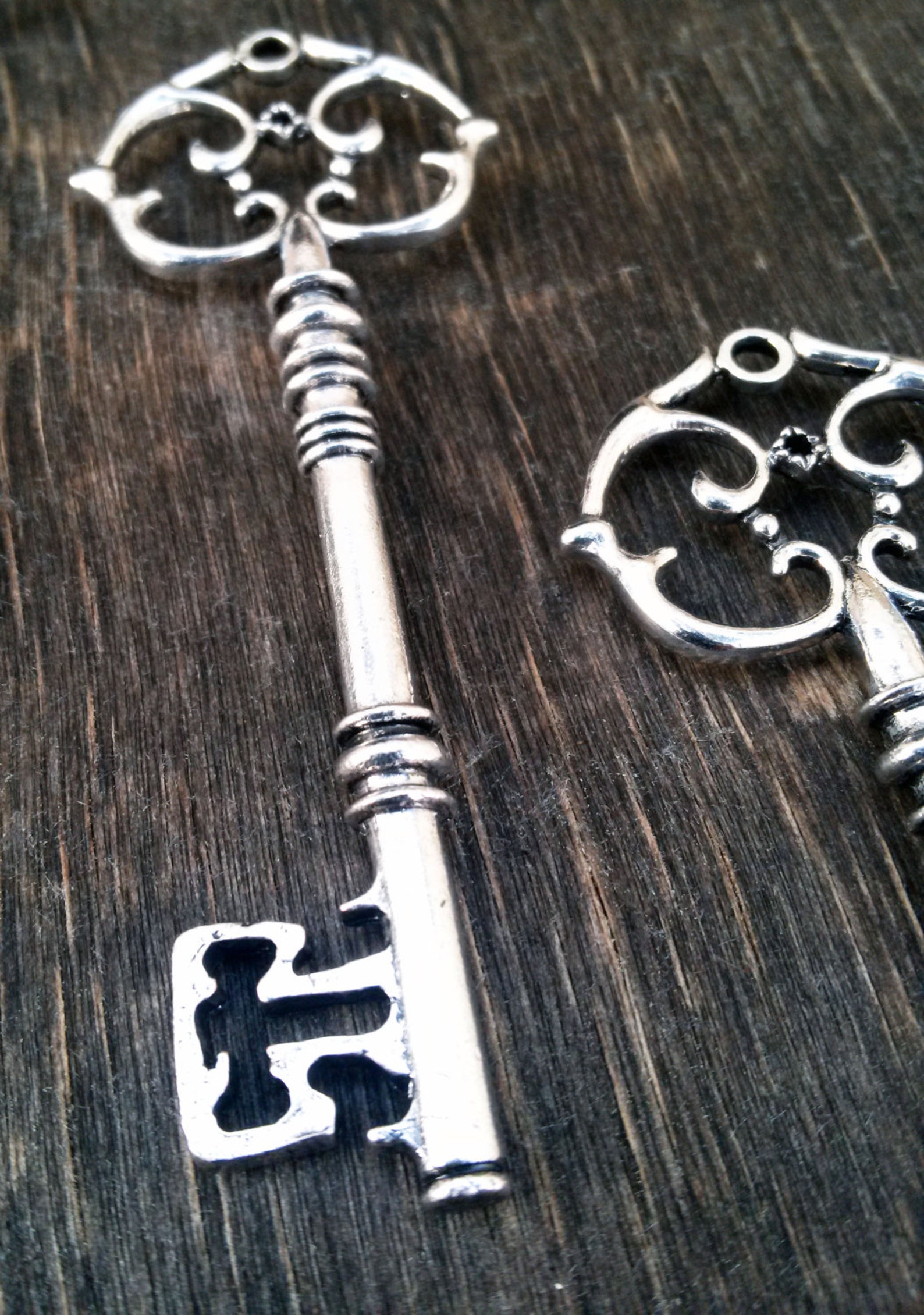 Large Skeleton Keys Bulk Rustic Steampunk Old Look Victorian | Etsy