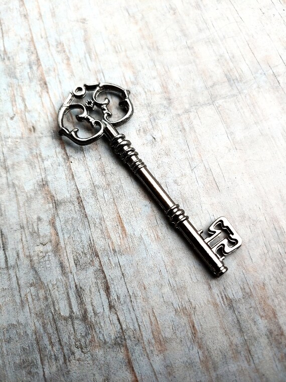 Skeleton Key Keychain