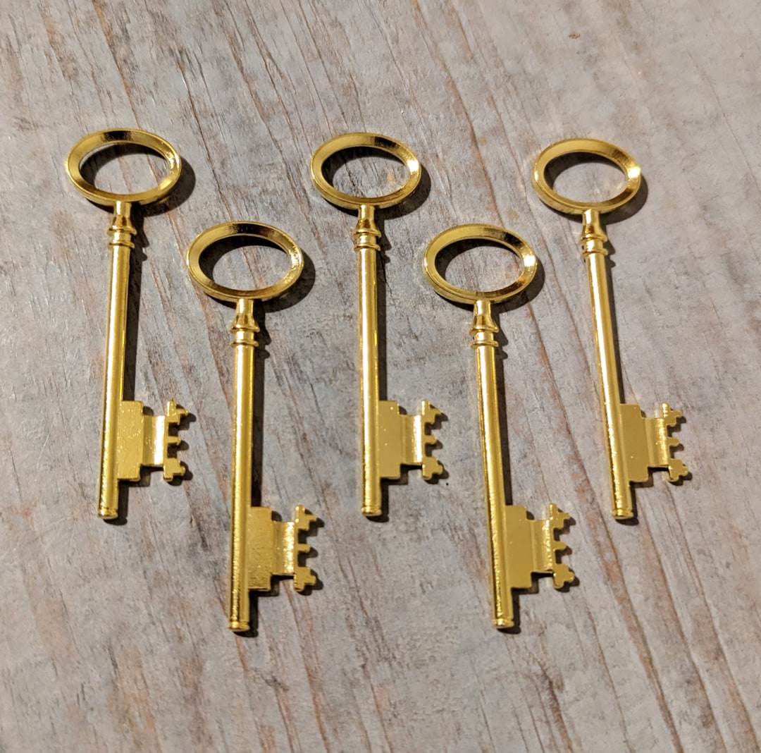 Large Skeleton Keys 100 Shiny Gold Key Steampunk Vintage Victorian ...