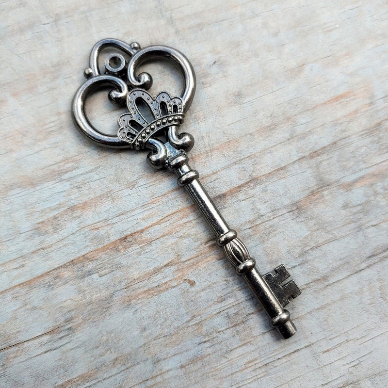 Vintage Large Metal Key - Etsy