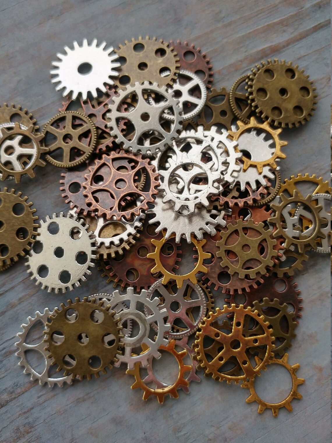 Assorted Gears Bulk 50 Steampunk Cog Charm Pendant Mixed - Etsy