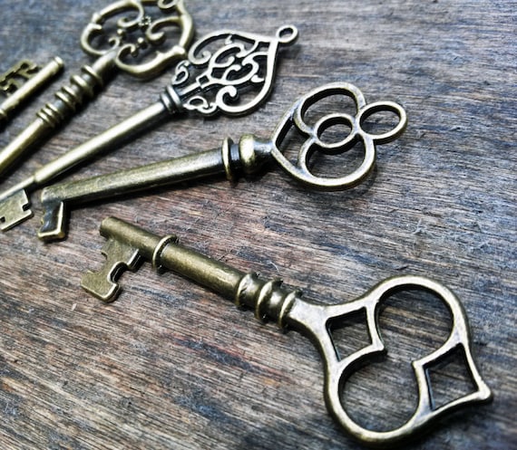 Antique Skeleton Keys Bulk