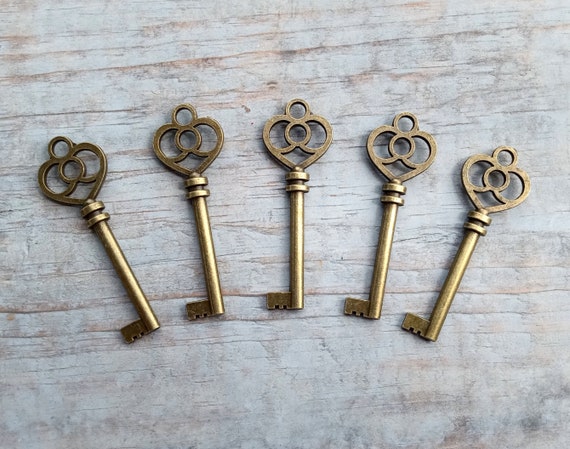 Bulk Skeleton Keys Bulk 100 Steampunk Pendants Rustic Vintage - Etsy