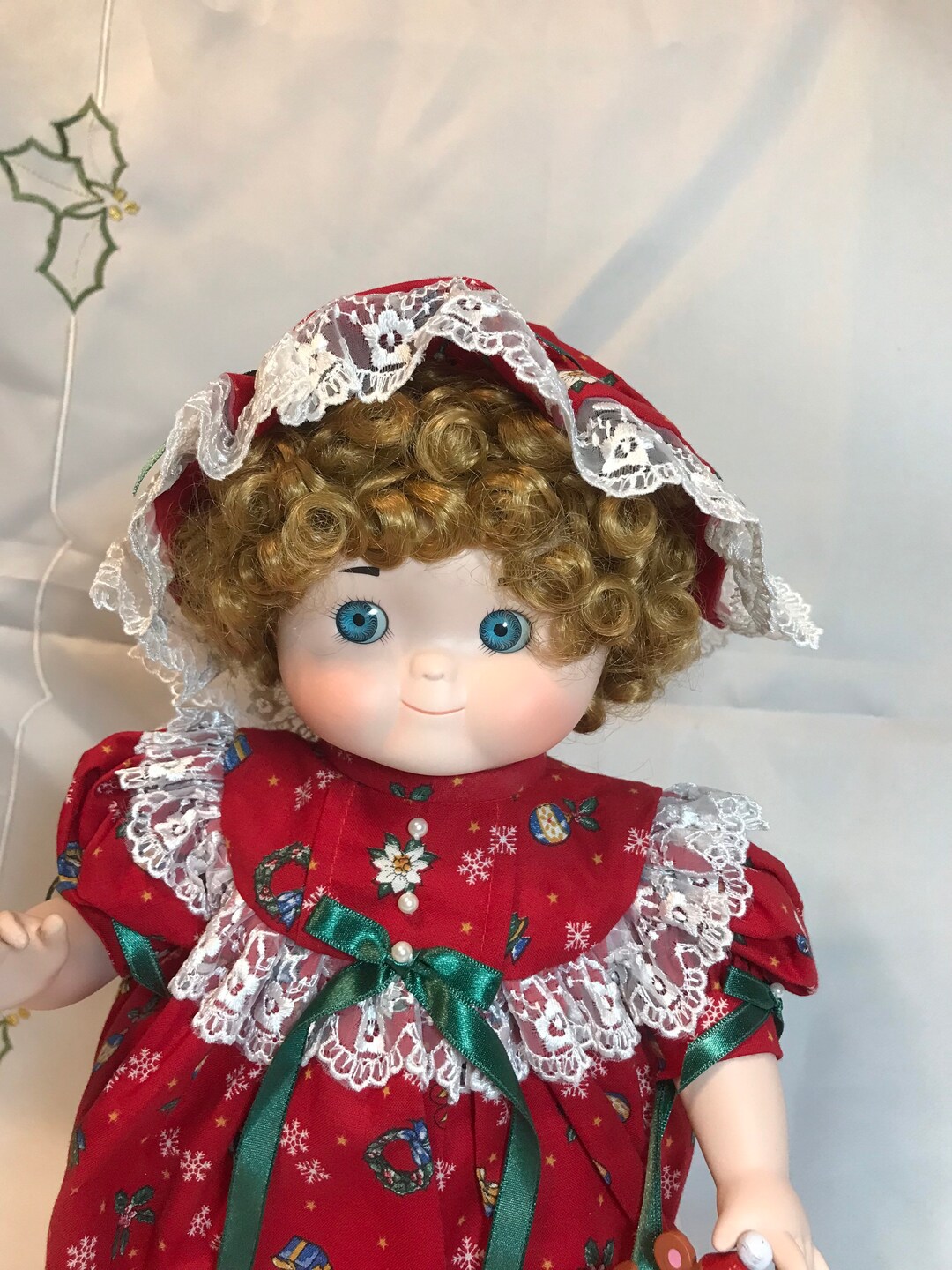 Dingle Dolly Christmas Musical Porcelain Doll Limited Edition NIB - Etsy