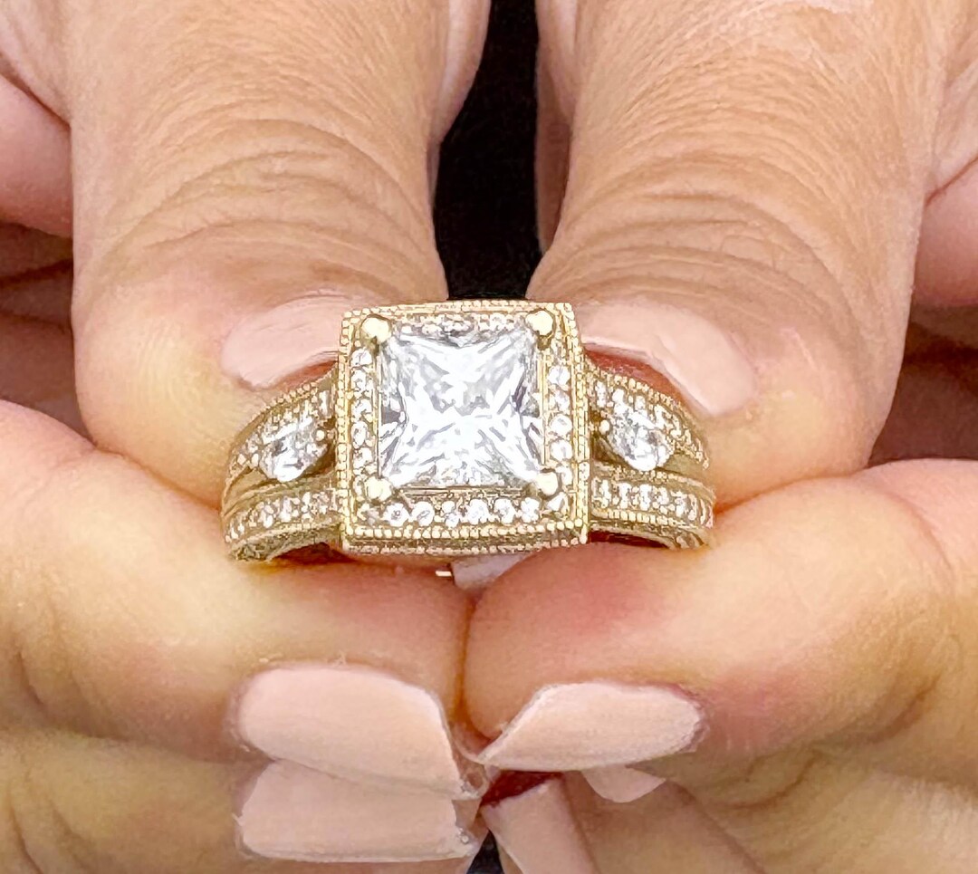 Princess Cut and Round and Marquise Cut Diamond Engagement Ring IGI ...