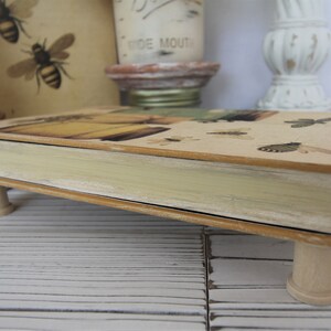 Mason Jar Honeybee Book Riser, Golden, Bees, Cottagecore, Farmhouse ...