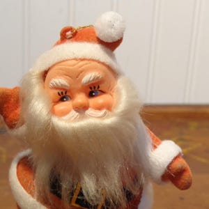 Vintage Dancing Flocked Santa - Small Dancing Santa on Pedestal - 20 ...
