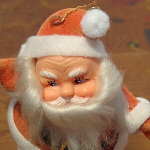 Vintage Dancing Flocked Santa - Small Dancing Santa on Pedestal - 20 ...