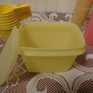 Tupperware Shelf Saver Container in Yellow - Tupperware Container #1243 ...