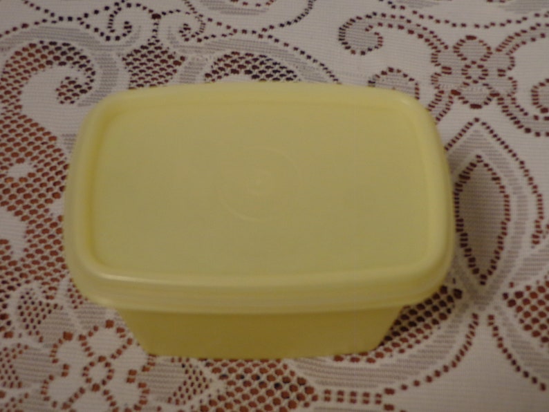 Tupperware Shelf Saver Container in Yellow Tupperware - Etsy