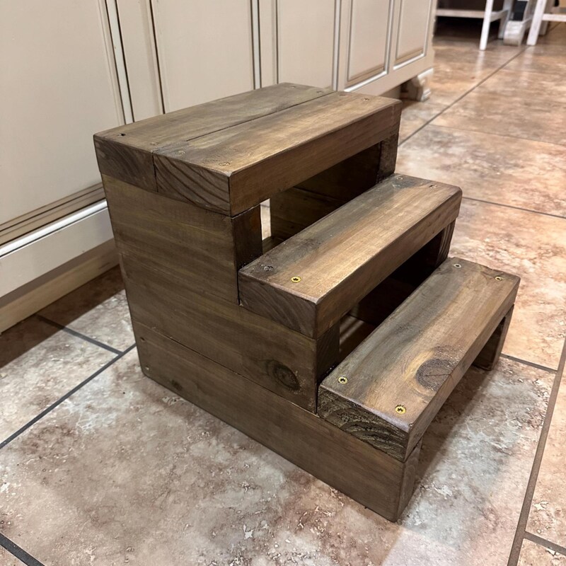 Classic Kitchen Step Stool - Etsy Canada