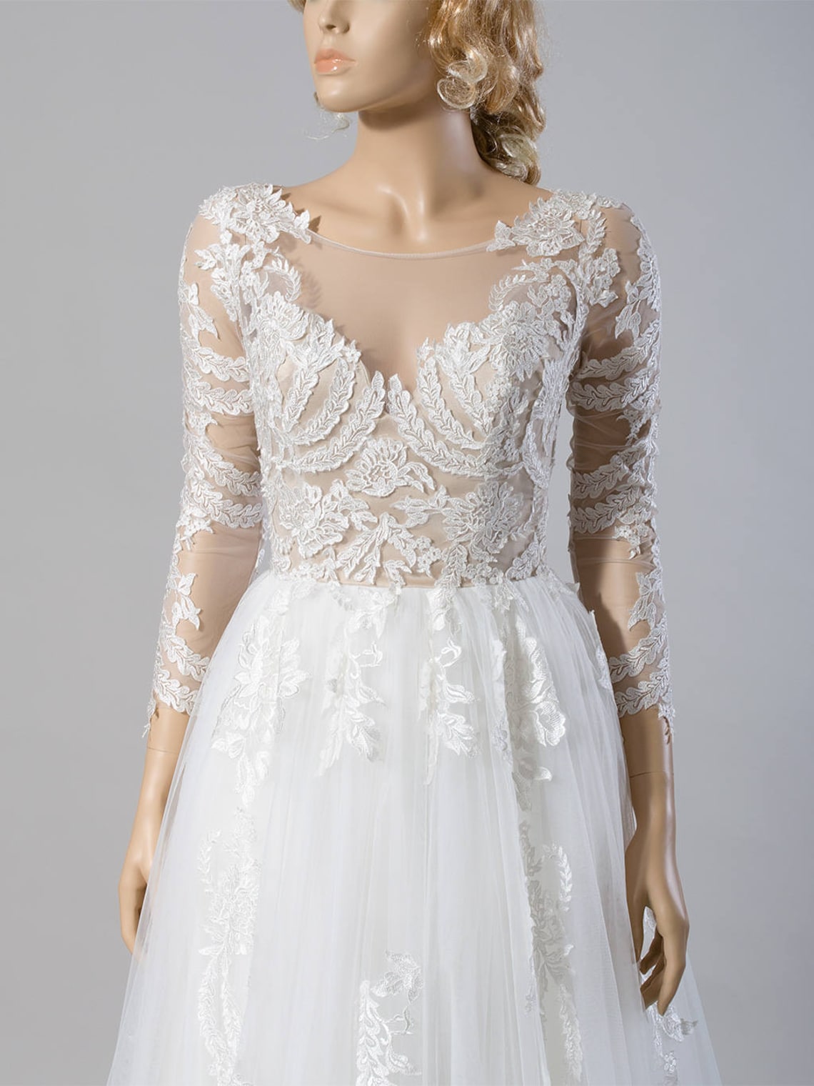Ready to Ship - Keyhole Back Lace Wedding Dress, Long Sleeve Wedding ...
