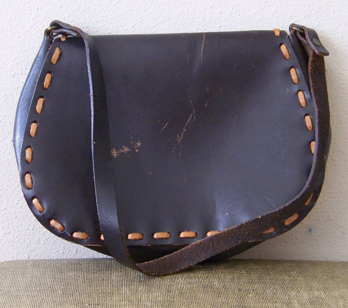 Vintage Black Leather Floral Embossed Clasp Shut Tooled Purse - Etsy