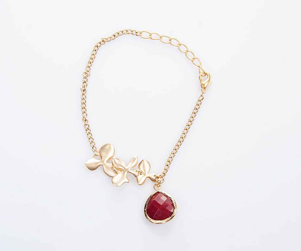 Bracelet: Gold Plated Frame, Faceted Ruby Glass Pendant Tripple Gold ...