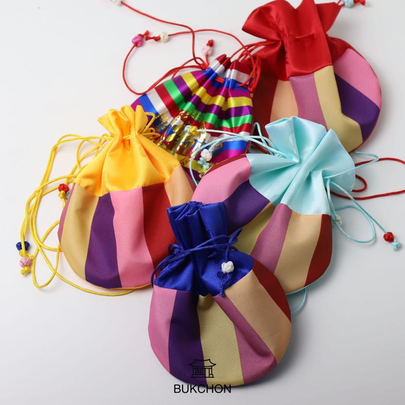 Korean Traditional Lucky Pouch – Handmade Bokjumeoni Gift Bag - Etsy