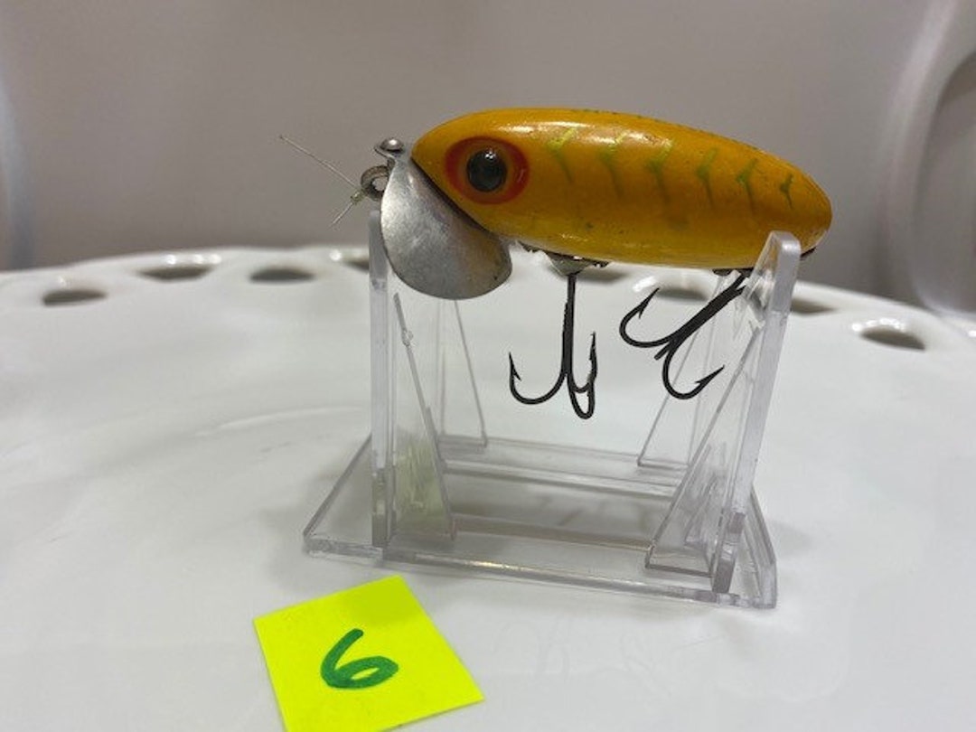 FISHING LURE Vintage Jitterbug Fred Arbogast Two Treble Hooks, Walleye ...