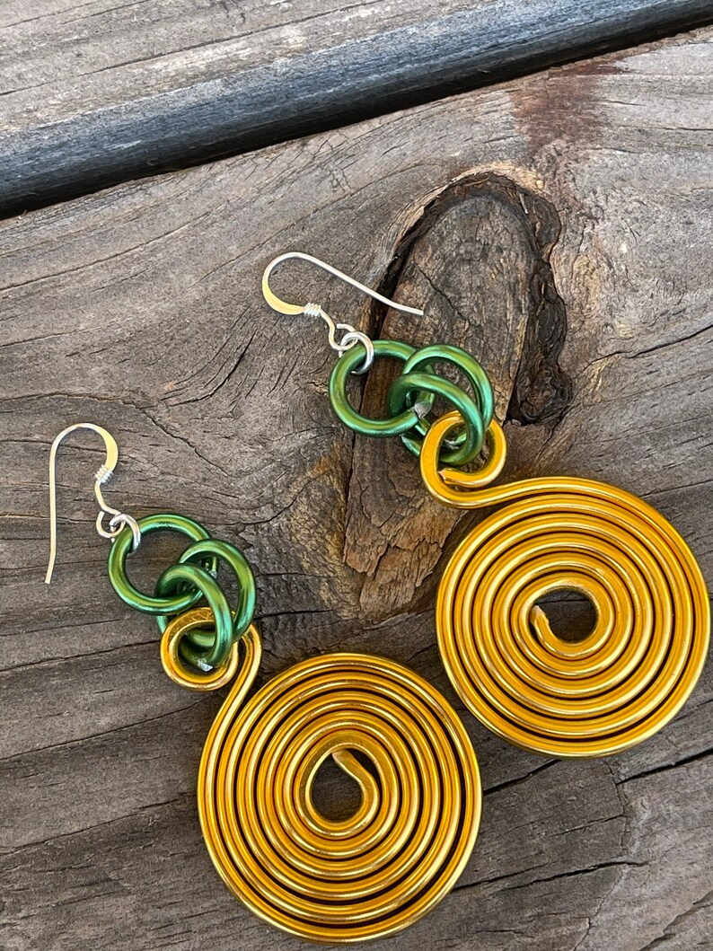 Gold and Green Chi ETA Phi Wire Earrings With Sterling Silver - Etsy