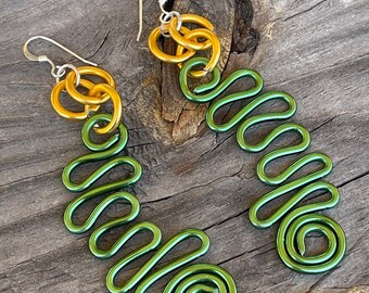 Gold and Green Chi ETA Phi Wire Earrings With Sterling Silver | Etsy