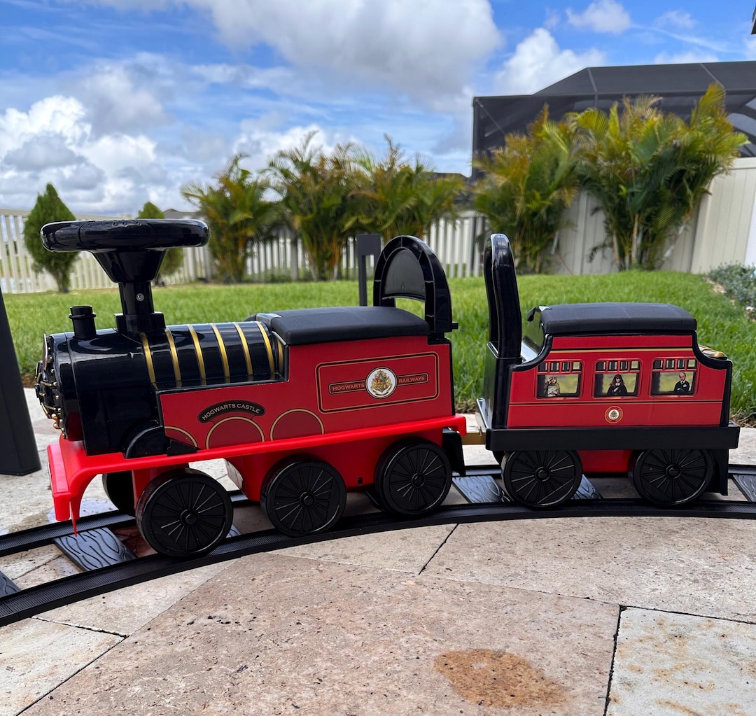 Custom Ride-on Toy Train – Wizard School-inspired Design for Kids - Etsy