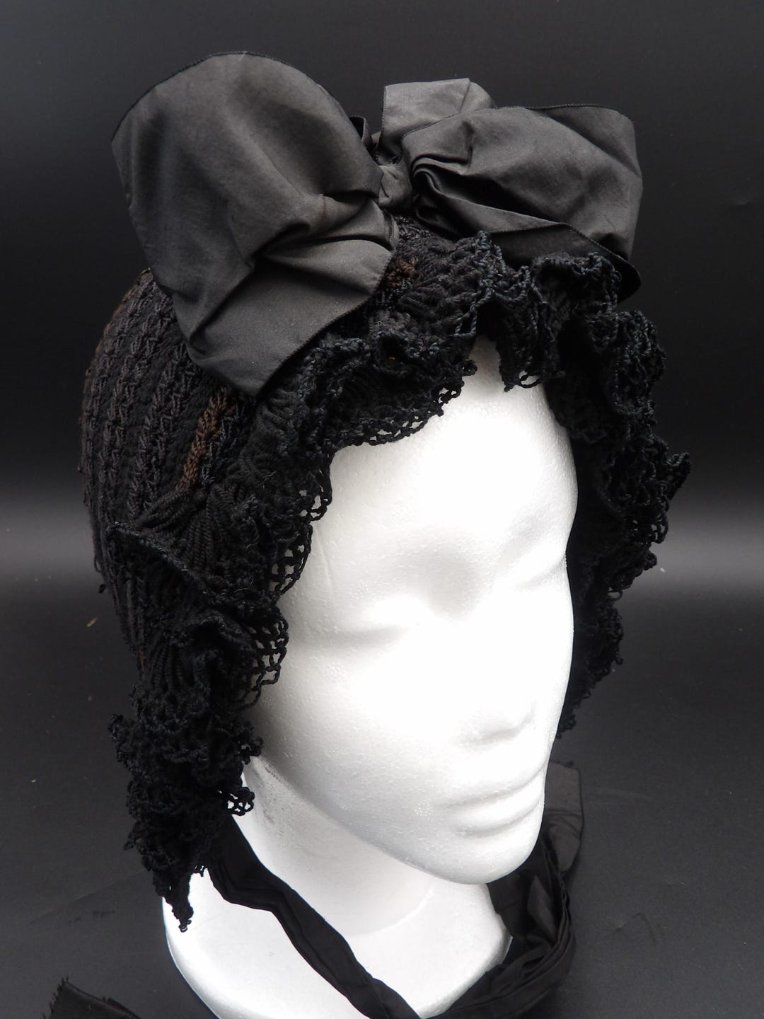 Hand-knitted Vintage Bonnet - Etsy