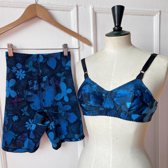 60s Bullet Bra and Girdle Set XS 32A Floral Vintage L… - Gem