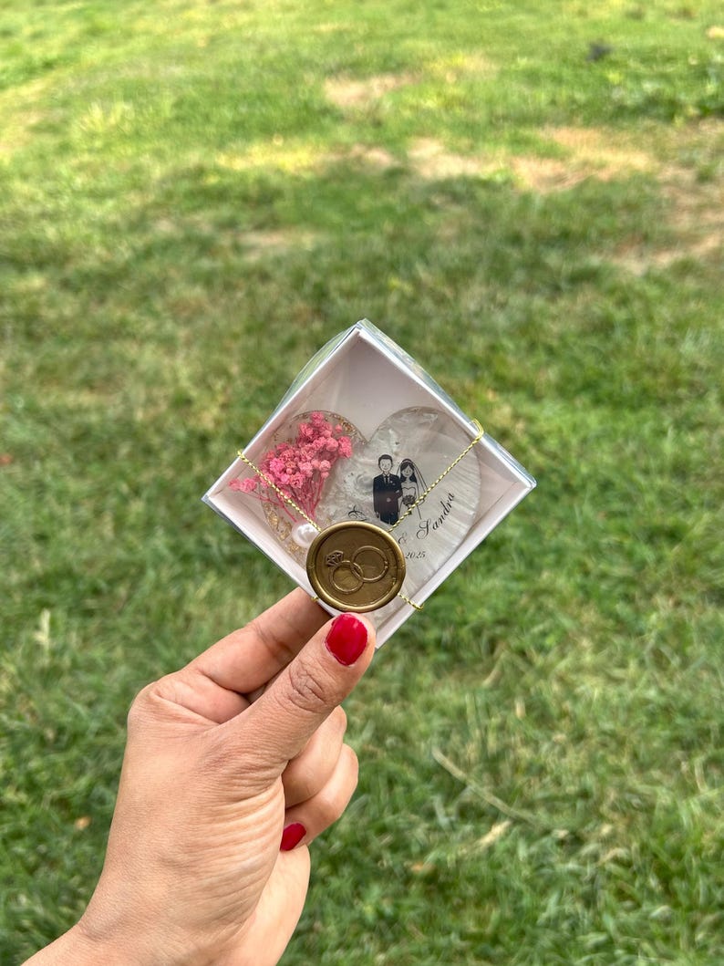 Personalized Wedding Favor Magnet: Bride & Groom Illustration, Keepsake ...