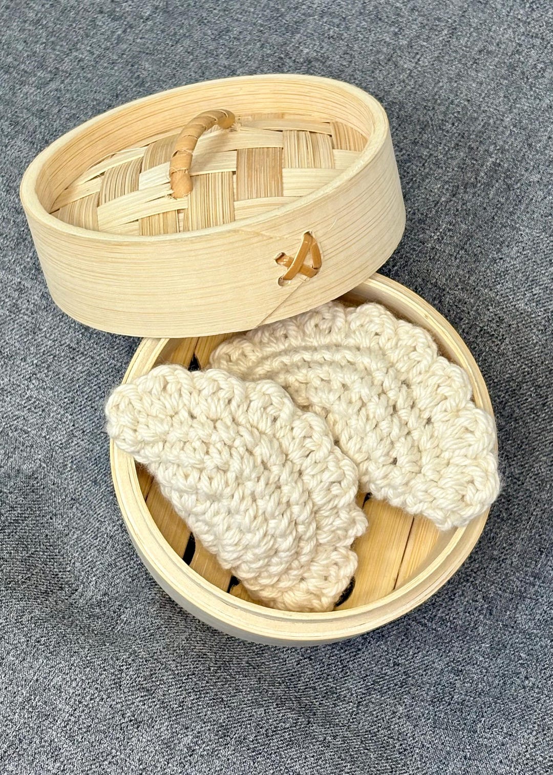 Crocheted Chinese Dumpling and Mini Steamer - Etsy